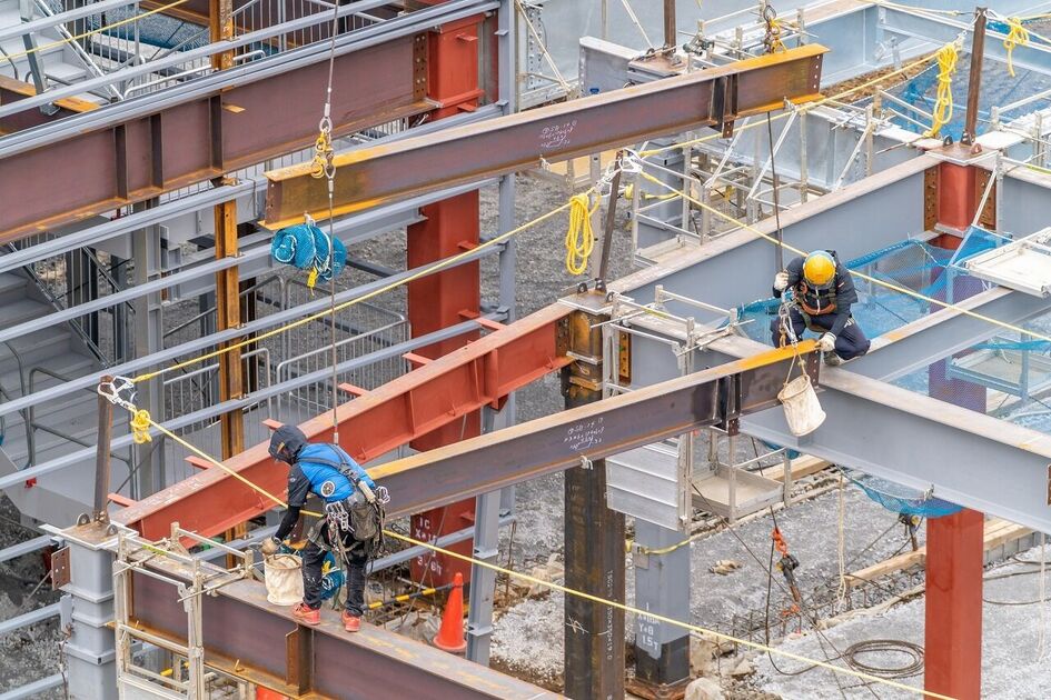 【2024年3月】建設業年収ランキング！将来性も高い資格・職種ベスト10 | CAREECON(キャリコン) - 登録無料！信頼できる登録企業と案件の受発注ができるマッチングサイト